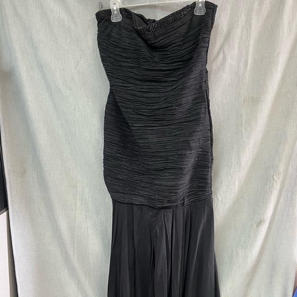 Tawny | Dresses | Tawny Strapless Long Formal Dress Gown | Poshmark
